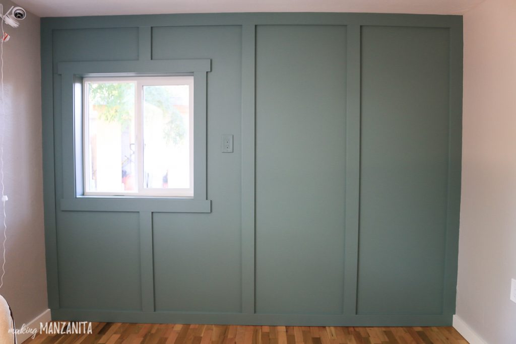 Vertical Board And Batten With Window 1024X683